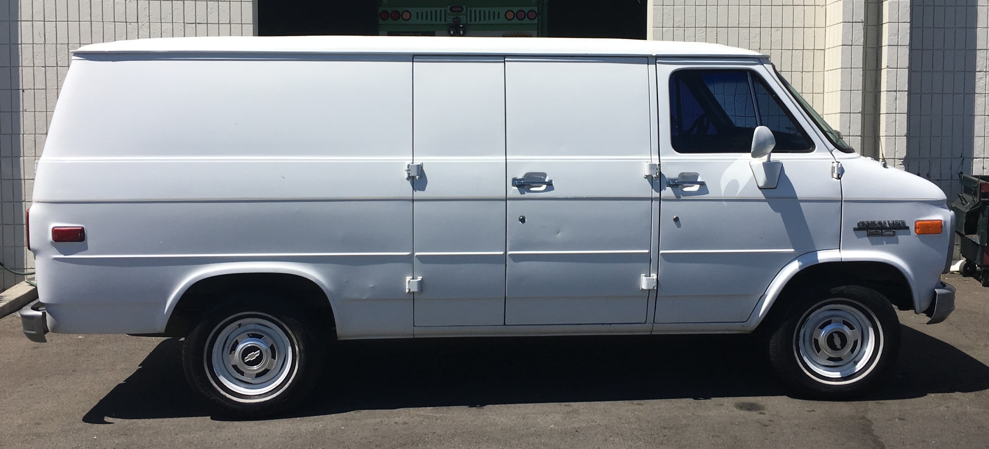 Van Wrap for TW Pitchers Brewing Co – Custom Vehicle Wraps