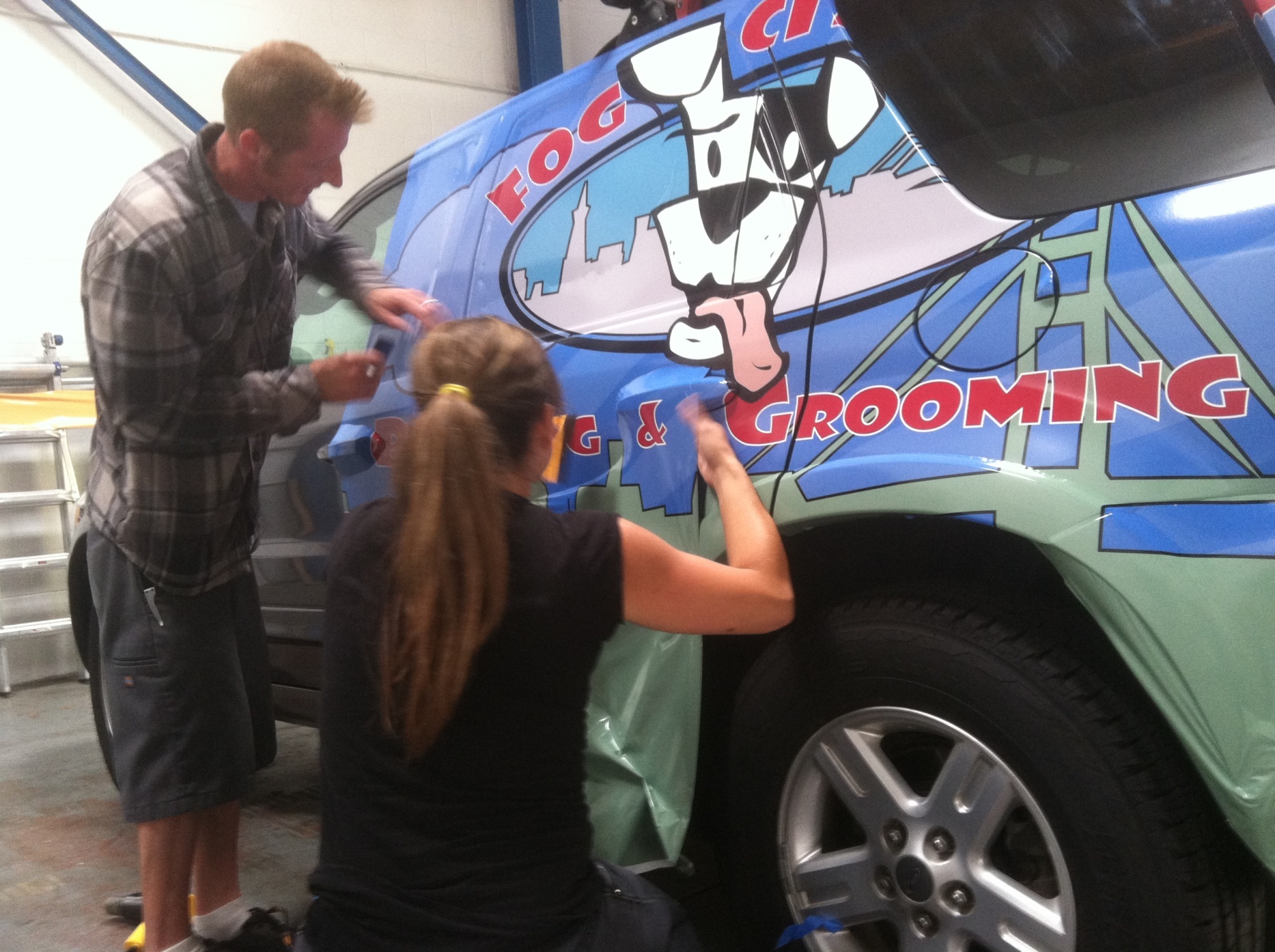 Suv Wrap for Fog City Grooming – Custom Vehicle Wraps