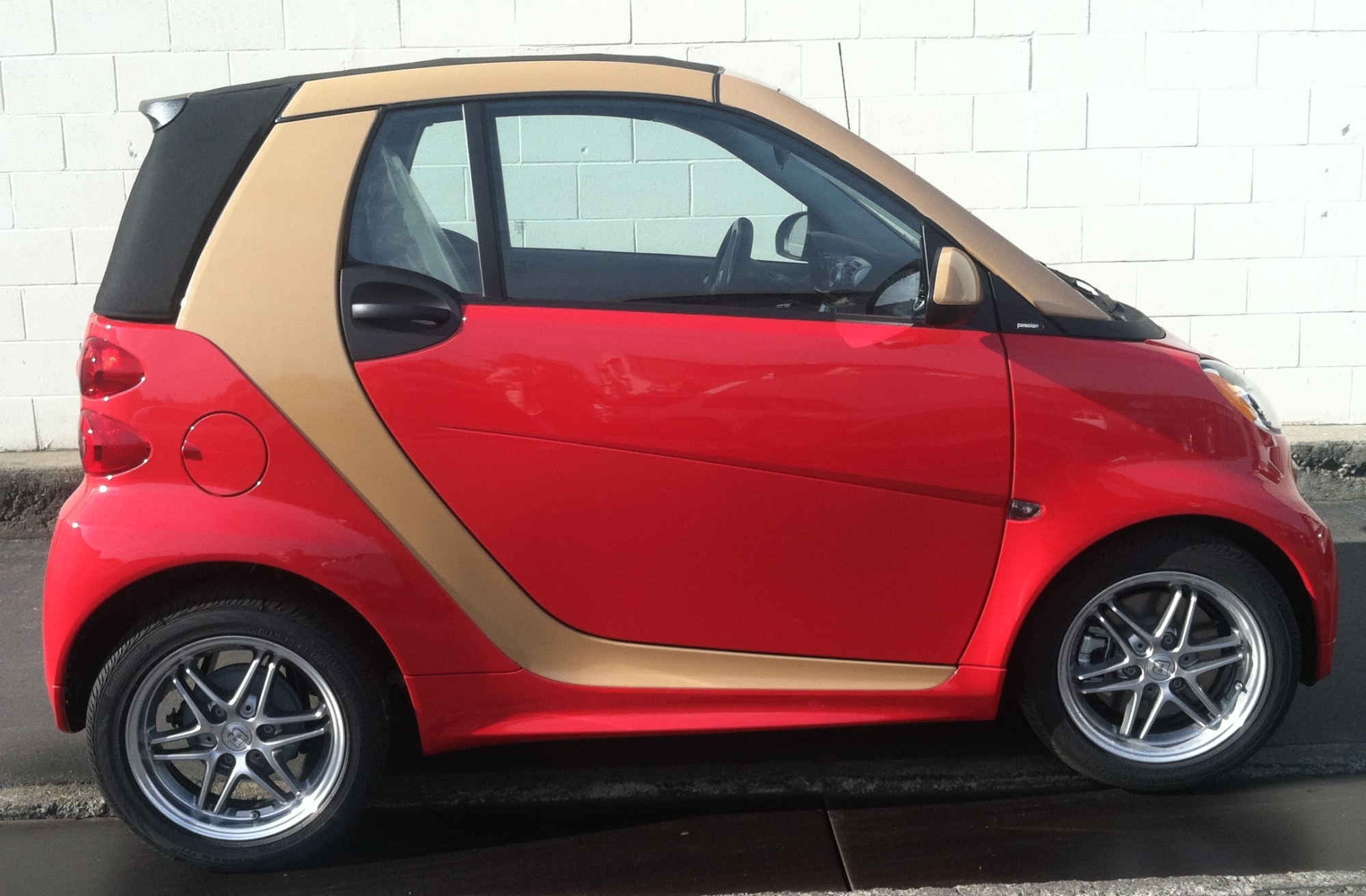 Highlight Wrap for a Smart Car – Custom Vehicle Wraps