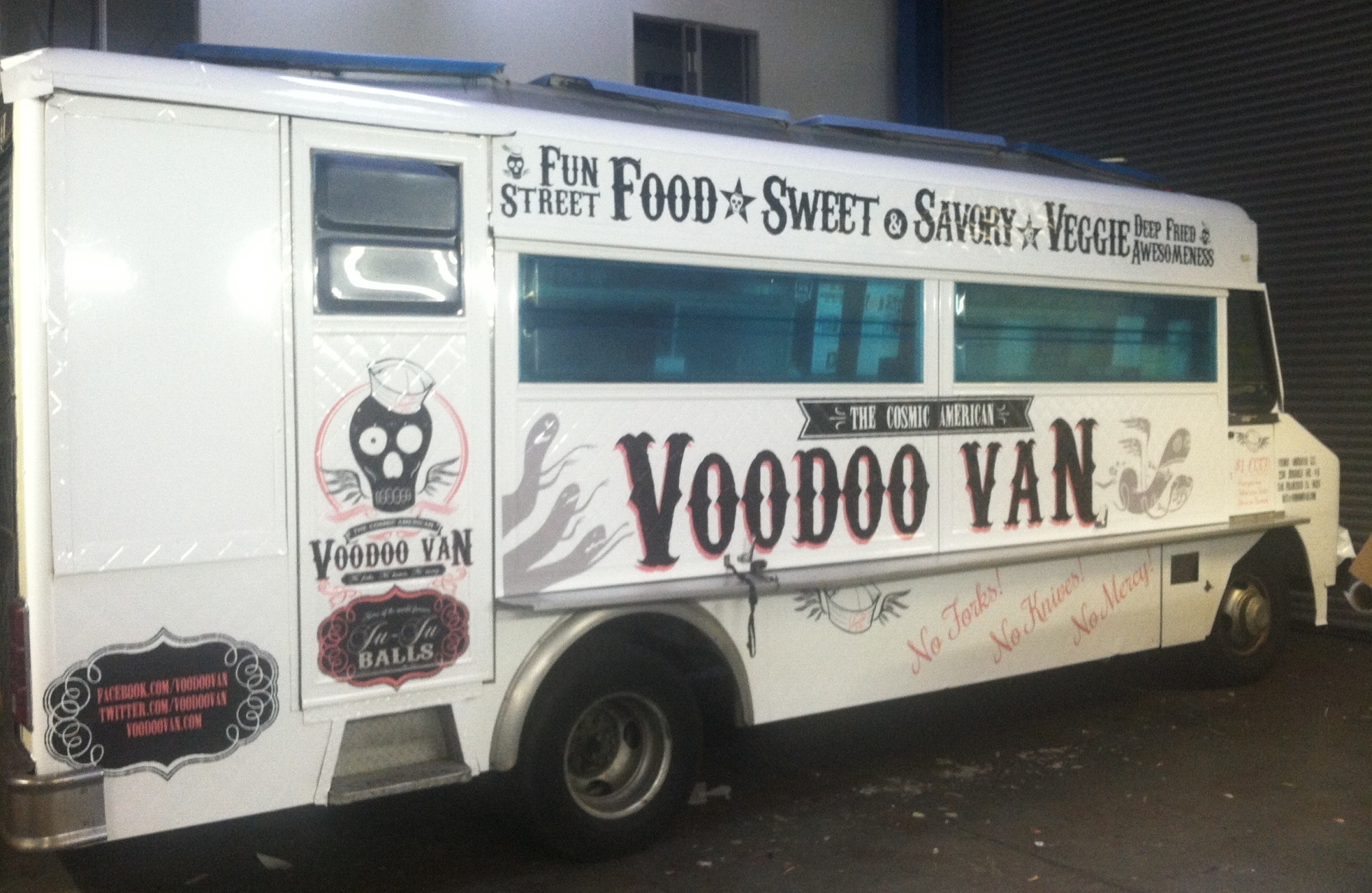 voodoo van food truck wrap-10 – Custom Vehicle Wraps