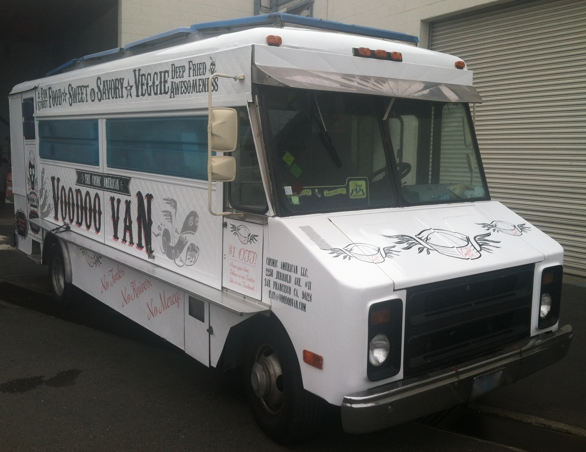 voodoo van food truck wrap-14 – Custom Vehicle Wraps